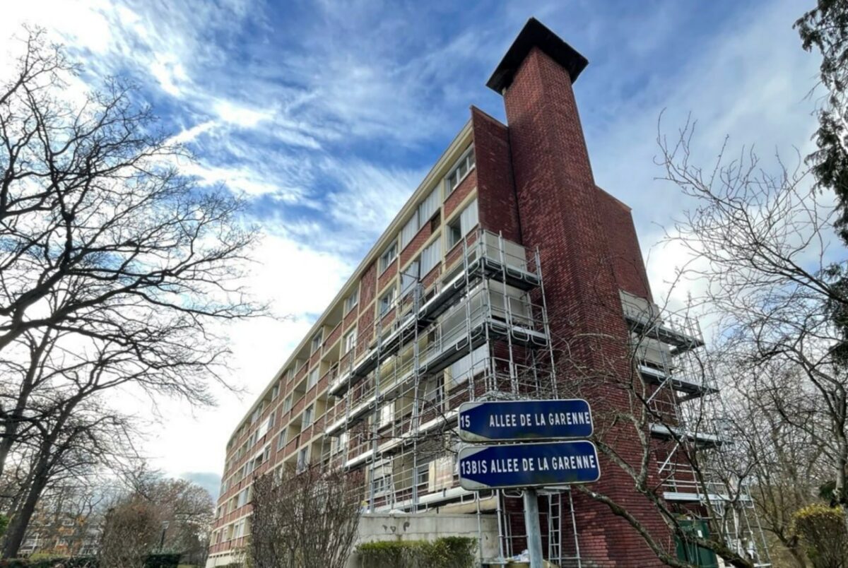 Rénovation des briques rouges : le chantier a démarré ! - Verneuil-Sur ...